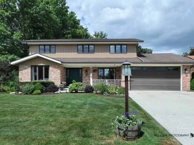 14826 Ridgewood Dr, Oak Forest, IL 60452