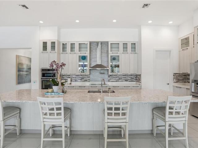 14831 Dockside Ln, Naples, FL 34114 | MLS #226017