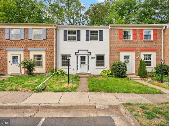 14832 Smethwick Pl, Centreville, VA 20120