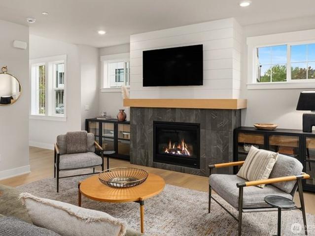 14834 NE 143rd Pl Unit 12, Woodinville, WA 98072