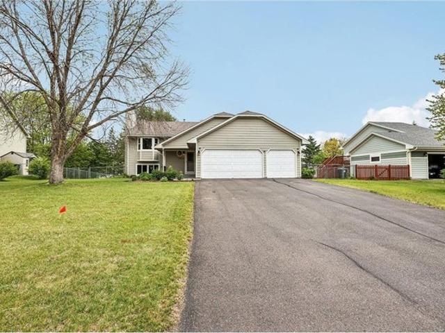 14839 Yakima St NW, Anoka, MN 55303