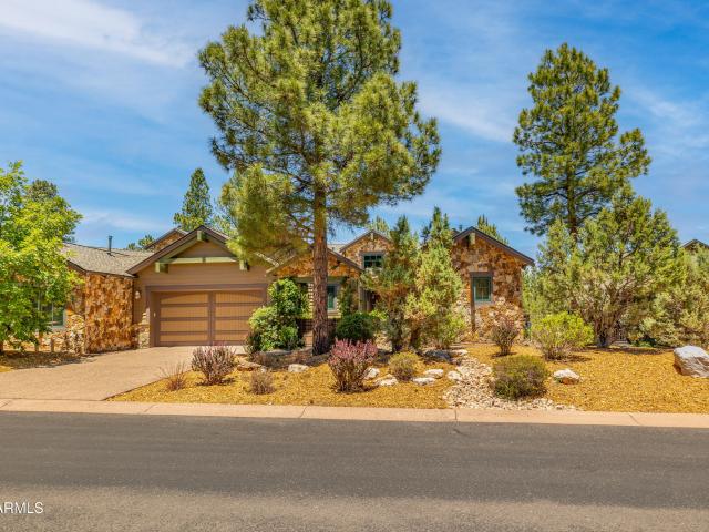 1483 E Castle Hills Drive # 12
