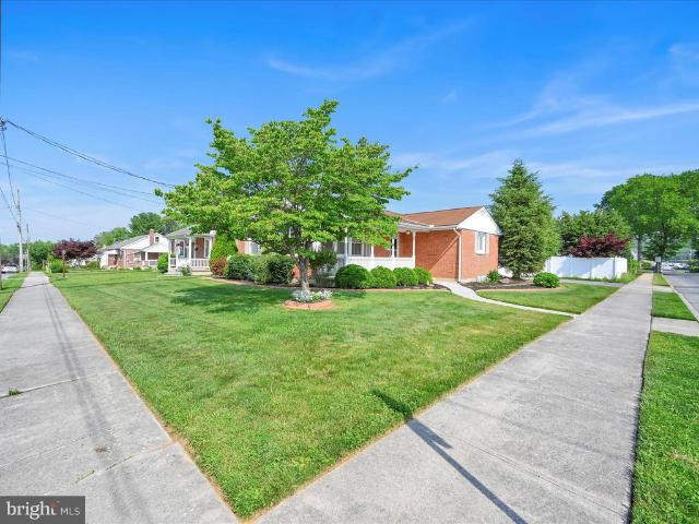 1483 E Walnut Street