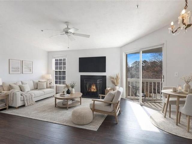 1483 Keys Crossing Dr NE, Brookhaven, GA 30319