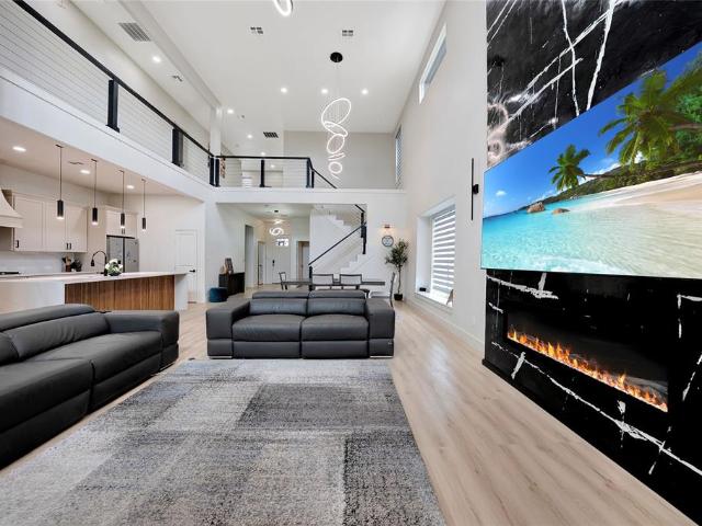 1483 Scarlet Lane