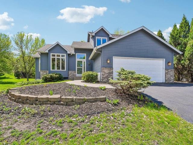 1483 th Ave N, Plymouth, MN 55446