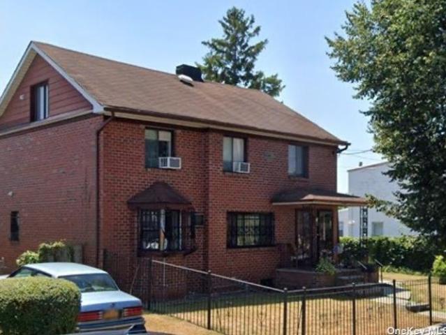 148 18 11th Ave #2, Whitestone, NY 11357