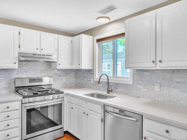 148 Cambria Ave, Newington, CT 06111