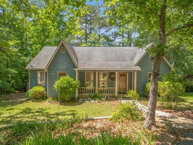 148 Cape Harbour Dr NW, Milledgeville, GA 31061
