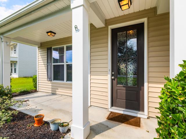 148 Carolina Wren Avenue