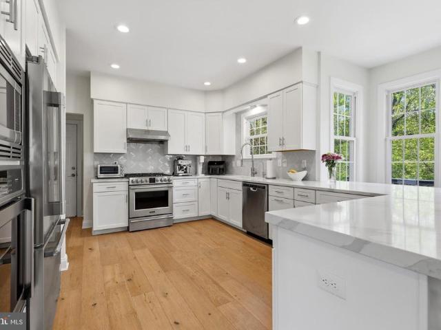 148 Chinaberry Drive