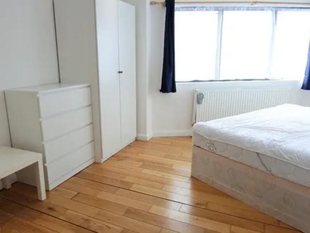 148 Broadway, London, W13 0TL, United Kingdom | 3 bed apartment for rent #137933653 | Rentberry