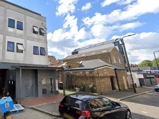 148 Broadway, London, W13 0TL, United Kingdom | 3 bed apartment for rent #139475777 | Rentberry