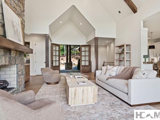 148 E Ridge Road
