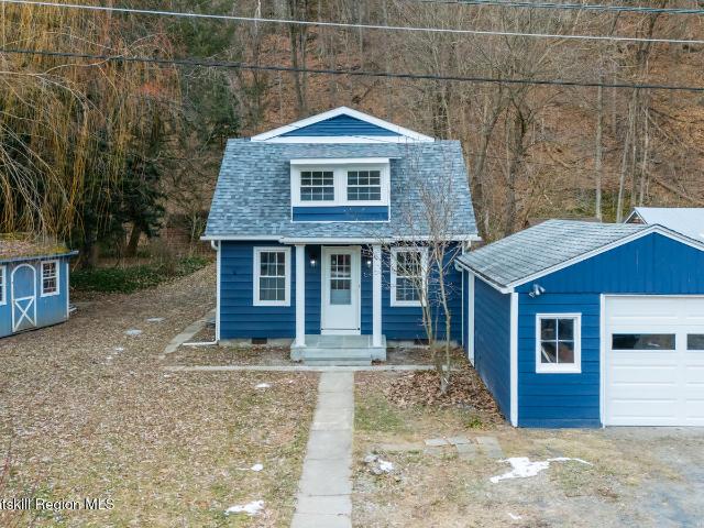 148 Esopus Creek Rd, Saugerties, NY 12477 | MLS #20256 | Compass