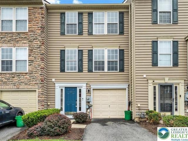 148 Knollwood Dr, Williams Township, PA 18042