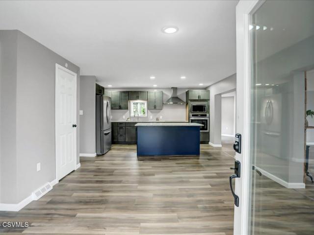 148 horseshoe lane