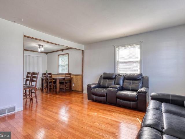 148 Henry Road