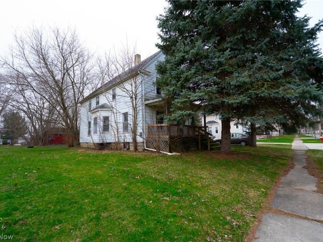 148 Oak Street