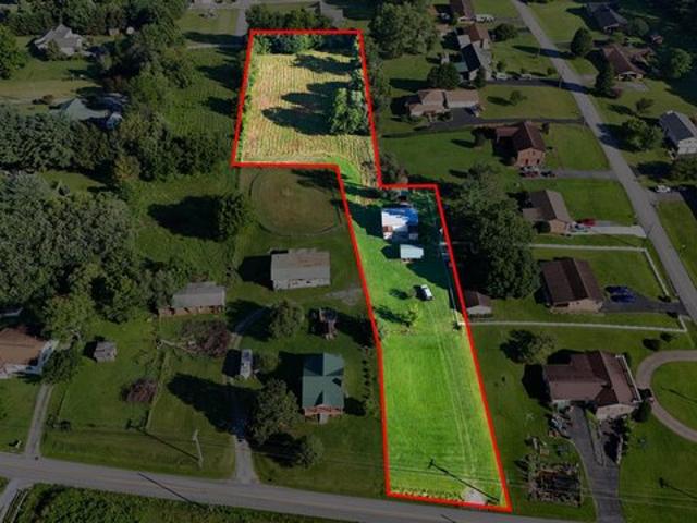 148 Lovelace Dr, Fall Branch, TN 37656