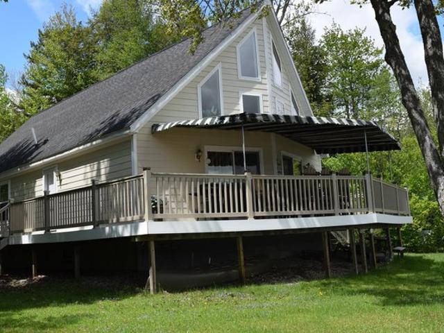 148 Lake Rd, Chateaugay, NY 12920