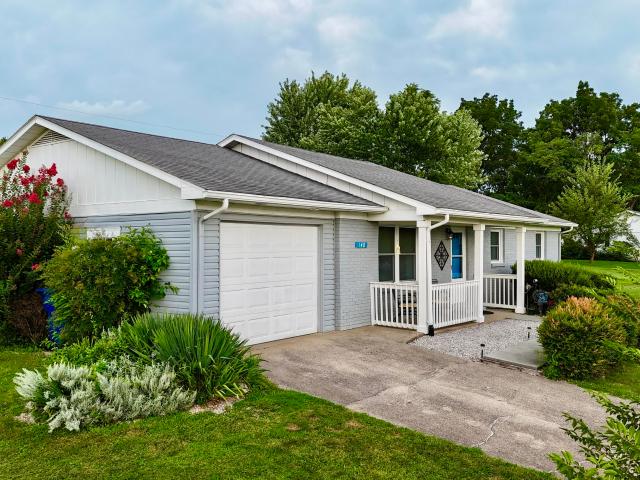 148 Leaf Lane