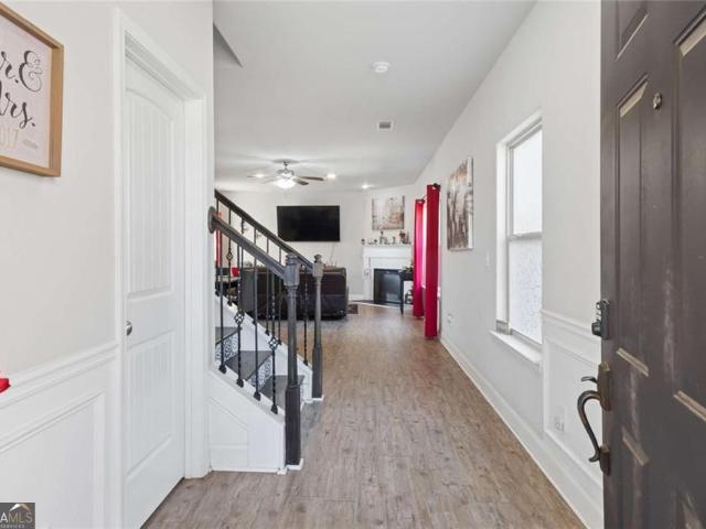 148 Leland Lane