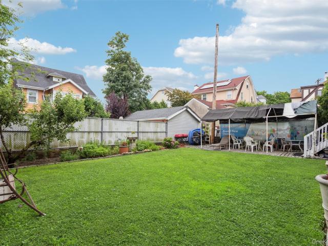 148 Lincoln Avenue