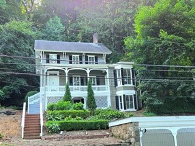 148 Main St, Roslyn, NY 11576