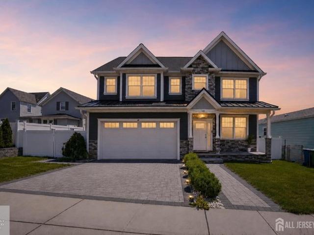 148 McCutcheon Ave, Sayreville, NJ 08872