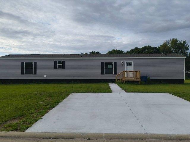 148 Merritt Cir, Brunswick, GA 31520