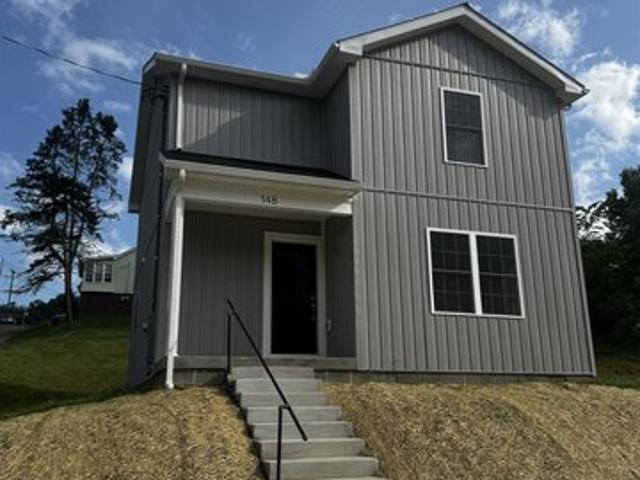 148 Mulberry Ave, Weston, WV 26452