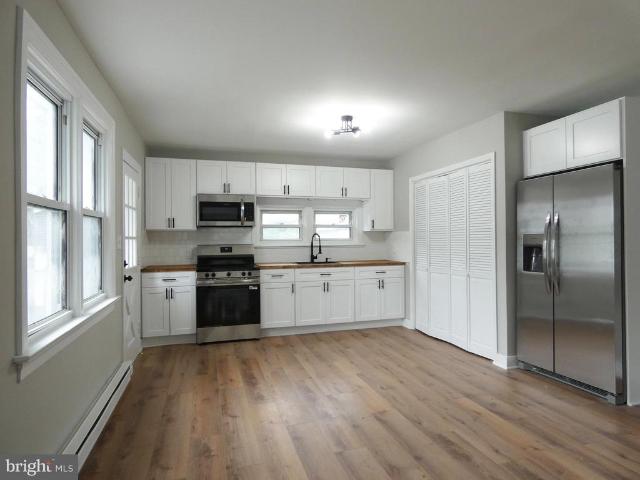 148 N Dolbow Avenue