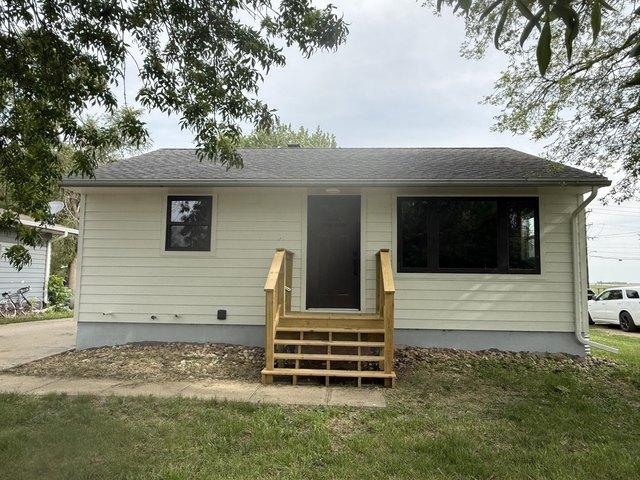 148 North St NE, Wagner, SD 57380