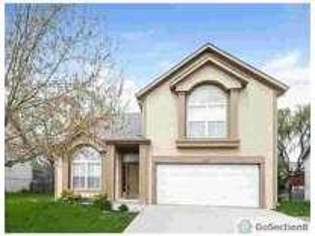 148 NE Hidden Meadow Ln