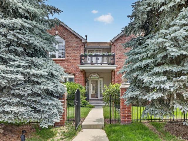 148 S Locust Street