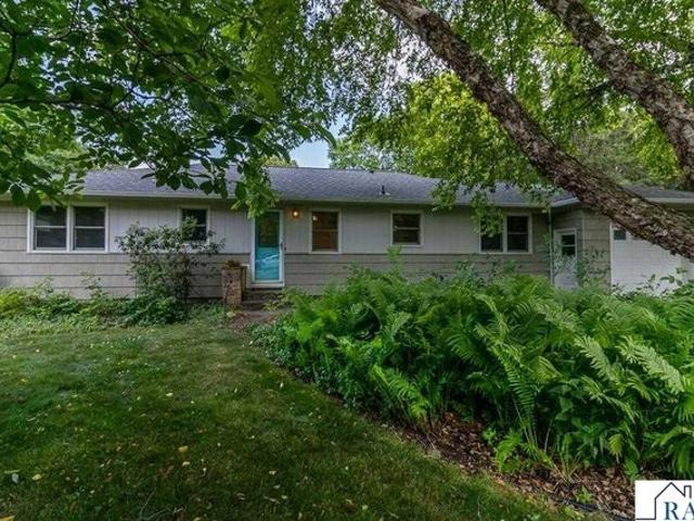148 S Skyline Dr, Mankato, MN 56001