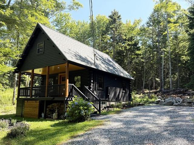 148 Small Point Rd, Phippsburg, ME 04562
