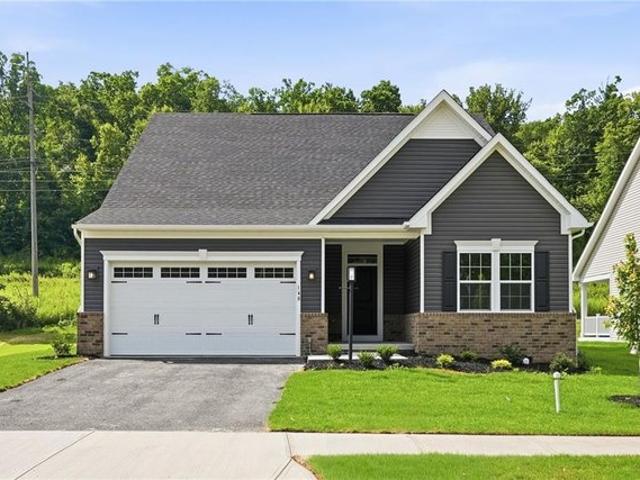 148 Settlers Grove Blvd, Zelienople, PA 16063