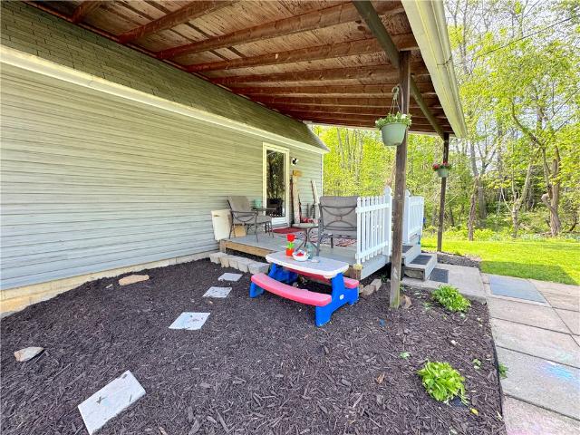 148 Poverty Hollow Rd