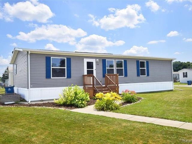 148 Pheasant Ln, Grand Blanc, MI 48439