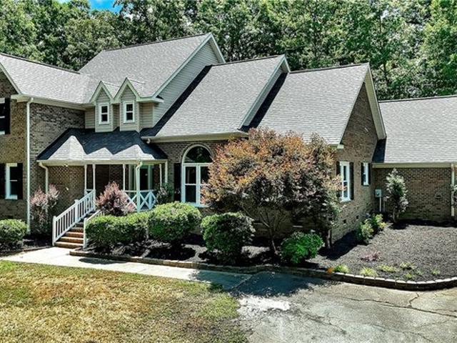 148 Plantation Dr, Easley, SC 29642