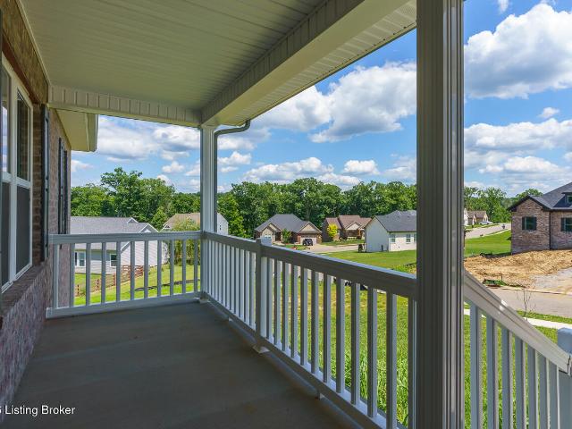 148 Wooded Glen Dr