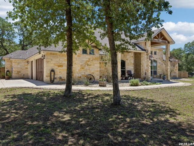 148 Woodlands
