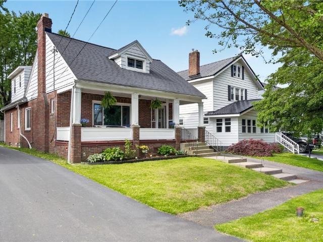 148 Winthrop Rd
