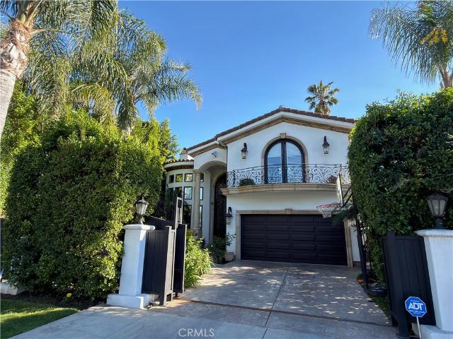 14944 Otsego St, Sherman Oaks, CA 91403 | MLS #PW26059 | Compass