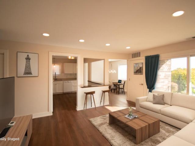 14949 Lake View Dr, Unit 306, Orland Park, IL 60462 | Compass