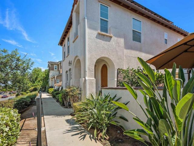 1494 Mosaic Glen