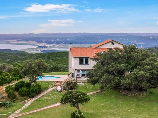 1494 County Road 270, Mico, TX 78056