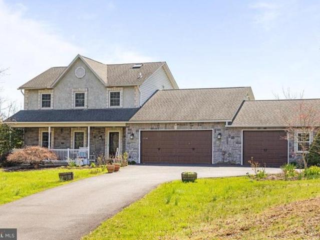 1494 Hollow Rd, Collegeville, PA 19426